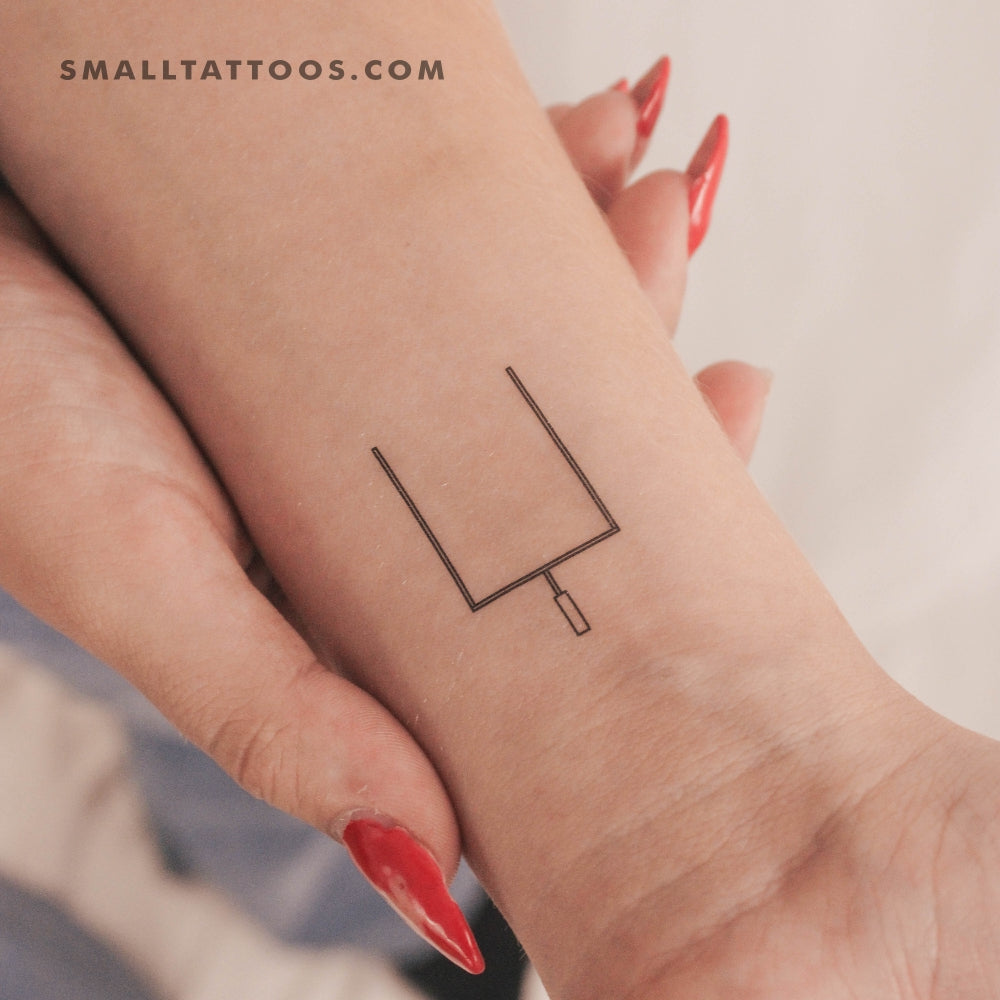 NFL Goal Post Temporary Tattoo - Set of 3 – Small Tattoos